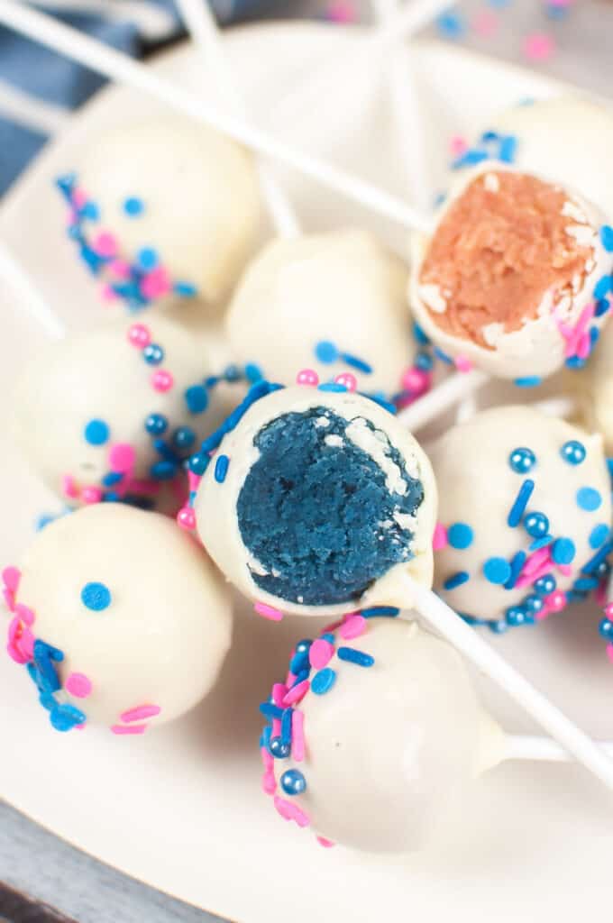 Fun And Easy Gender Reveal Cake Pops fun-and-easy-gender-reveal-cake-pops