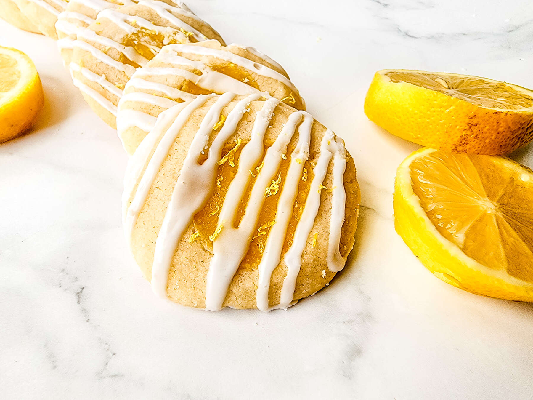 Shortbread Cookies With Lemon Curd Filling